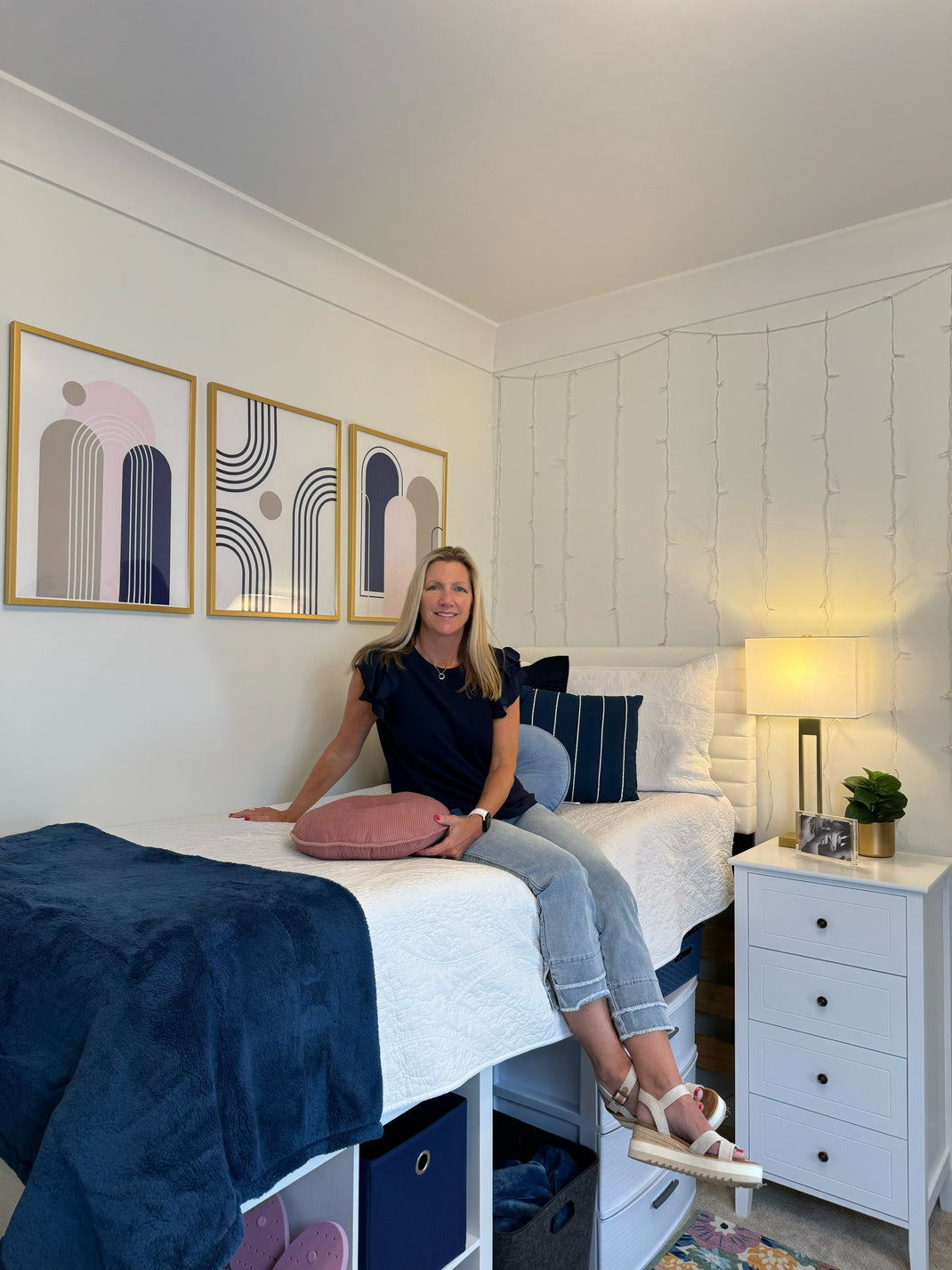 About Us – The Dorm Guide